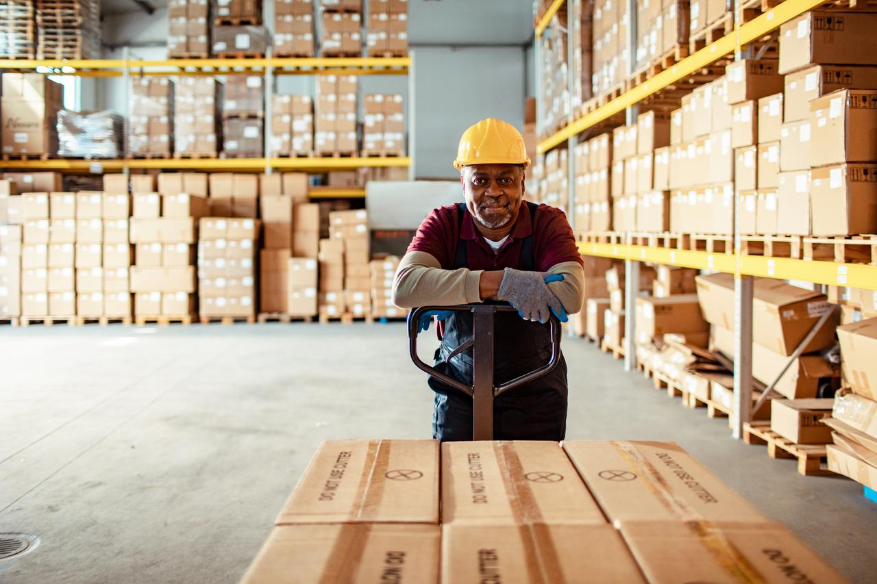 Retail Logistics Solutions & Supply Chain Management | DP World